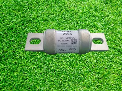 China 150A EV Charging Pile Fuse 500VDC Ceramic Bolt Type Fuse for Energy Storage System for sale