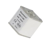 China Battery Pack High Current Automotive Fuse 630A 750VDC Zinc Alloy Pins Ceramic Body for sale