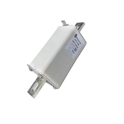 China 1500VDC 400A Solar PV Fuse Copper Alloy Pins Ceramic Body DC50KA Breaking Capacity for sale