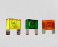 China PBT Low Profile Mini Blade Fuse 32VDC 1A to 40A Automotive Car Fuse for sale