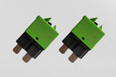 China SAE J1284 Green Resettable Circuit Breaker Blade Fuse 30A 28VDC for sale