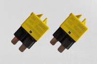 China Nylon Resettable Circuit Breaker Blade Fuse 28VDC 5A to 30A Mini Blade Fuse for sale