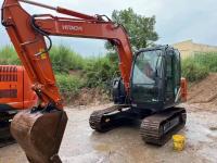 China 7 Tons Second Hand Mini Excavator Hitachi 70 Small Excavator Good Performance for sale