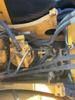 China 22 ton made in China used hyundai excavator good condition hyundai used excavator less hours at low price for sale for sale