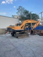China Mini Used Hyundai Excavator Digger Machine Hyundai 220LC Excavator for sale