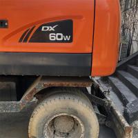 China 6ton mini fuel saving good price on sale used excavator Doosan Dx60 for sale