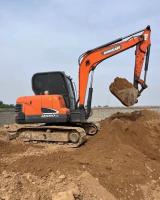 China 6 tons of construction machinery sold using South Korea's original Doosan DX60 excavator pure earth moving machine for sale