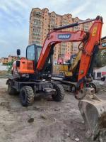 China Used excavator Doosan DX60 Used small wheeled excavator dh60 professional crawler excavator for sale for sale