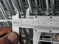 China Square Hole 6 Gauge Pvc Coated Mesh Panel Low Carbon Iron Wire for sale