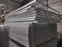 China 5mm 75x150mm Curved Metal Fence Outdoor Decorative 3d Bending for sale