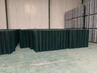 China Iron Square 2x2 Welded Mesh Galvanised Wire Panel For Cattle for sale