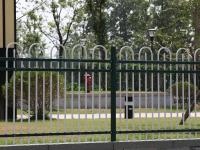China High Quality 50x200mm Screen Pvc Coated Professional V Folds 3d Welded Curved Wire Mesh Metal Panel Garden Fence for sale