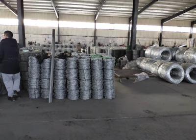 China Mild Steel Galvanized Barbed Wire Fence Design 1.2mm for sale