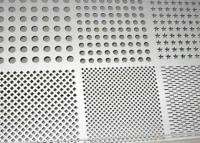 China Aluminum Punching Hole Decorative Perforated Metal Mesh For Fencing for sale