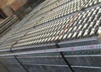 China Hot Dipped Galvanized Steel Grip Strut Safety Grating - 3mm to 5mm Thickness, 25mm to 60mm Height for sale