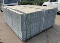 China Home Outdoor Decorative Metal 3d Bending Curved Fence Panel Welded Rigid Wire V Mesh Garden Fence for sale