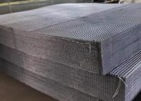 China Hot Dipped Galvanized Welded Wire Mesh For Animal Pet Cages for sale