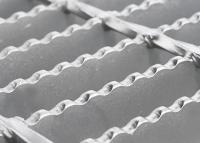 China Rustproof Hot Dip Galvanised Steel Walkway Grating Mesh 2.44m Length for sale