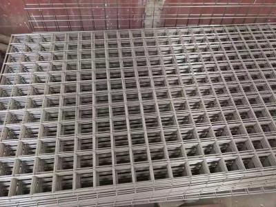 China High Durability 2x2 Galvanized Welded Wire Mesh Fence Panel 5m Length for sale