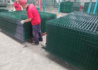 China 3d Triangle Bend Curved Metal Fence Welded Wire Mesh Security Panel For Garden for sale