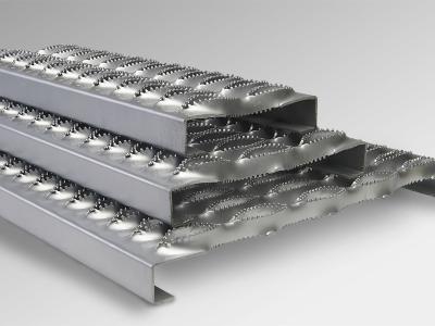 China S235 Serrated Heavy Duty Grip Strut Perforated Metal Grating 25x3mm to 75x10mm for Industrial Walkways for sale