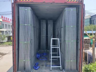 China Solid Welding Metal Mesh Fence Panels Aisi 304 304l 316 316l Stainless Steel for sale