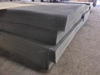 China Heavy Duty Galvanized Welded Wire Mesh Fencing Panels 1/2 Inch for sale
