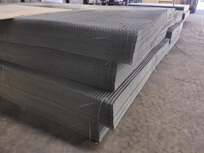 China Heavy Duty Galvanized Welded Wire Mesh Fencing Panels 1/2 Inch for sale