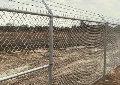 China Galvanized 9 Gauge Chain Link Security Fence 50*50mm Diamond Wire Mesh With Barbed Wire for sale