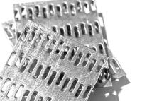 China 13.5mm Spike Anti-Split Plate 1mm Thick Hot-Dipped Galvanized Steel for Timber Reinforcement for sale