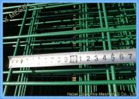 China Green Powder Coated Wire Mesh Fence Panels 103-240cm Height with 3.5-8.0mm Wire Diameter for Perimeter Security for sale