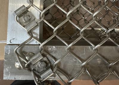 China Stainless Steel 316L Chain Link Fence Fabric Boundary Wall Galvanized Steel for sale