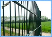 China Powder Coated Galvanized Curved Welded Wire Mesh Fence Panels for sale