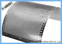 China 2mm Stainless Steel Perforated Metal Mesh Sheet with 0.8-10mm Round Holes and 2-16mm Pitch for Industrial Applications for sale