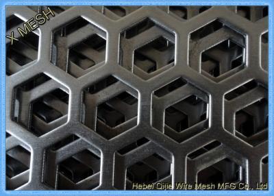China Hexagonal Perforated Metal Mesh Sheet 0.5-20mm Thickness in 1x2m Sizes - Aluminum & Steel Options for sale