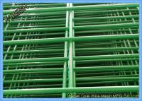 China Green Powder Coated Wire Mesh Fence Panels 103-240cm Height with 3.5-8.0mm Wire Diameter for Perimeter Security for sale