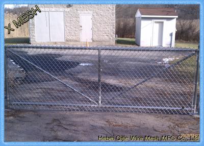 China 9 Gauge Chain Link Fence Fabric , Carbon Steel Wire Lattice Fence Panels Multi Colors for sale