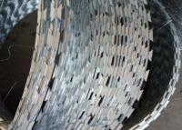 China 5%off PVC PE Coated Galvanized High Strength Razor Barbed Wire for Protection Mesh/Farm Fencing for sale