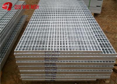 China Building Materials Hot Dipped 32 X 5mm Galvanized Steel Grating for sale