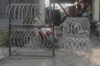 China 500mm Diameter Bto-30 Flat Wrap Razor Wire Barrier Form for sale