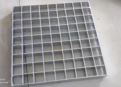 China Welded Hot Dipped Galvanized Steel Grating Mesh Customized For Protecting for sale