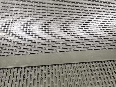 China Nature Surface Finish Slot Hole Perforated Mesh Filter Solution For Liquid And Solid Filtration 1.2 X 2.4 M for sale