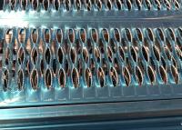 China S275JR Hot Dipped Galvanized Steel Grating 30-60mm Pitch with 25-75mm Bearing Bars for Industrial Platforms for sale