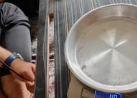 China Aluminum Grade  1100 Thickness About 0.40 Mm Pizza Pans 18 Cm/26 Cm/30 Cm/33 Cm for sale