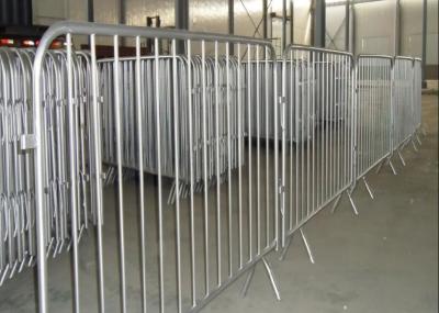 China China Wholesale Flat Feet Hot Dipped Galvanized Steel Crowed Control Barrier Pedestrian Barricade Safety Barrier for sale
