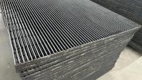 China Strong Wear Resistance Galvanized Steel Grating Can Withstand Greater Wear And Friction for sale