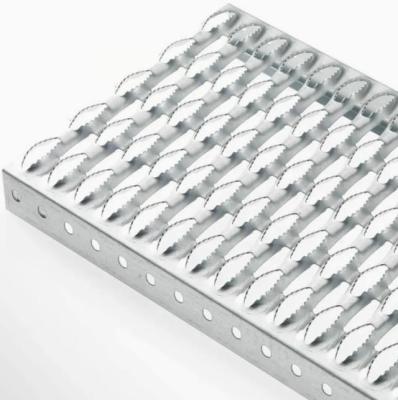 China High Strength and Cheaper Price Diamonds Safety Grip Strut Stair Treads Grating for sale