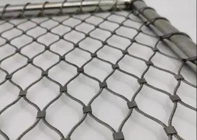 China Protecting Cable Netting Woven Stainless Steel Wire Rope Mesh for sale