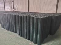 China Galvanized PVC Coated Black Colored Cheap Welded Wire Mesh Roll 1m X 30m for sale