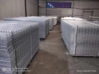China 8X6FT 3D Hot Dipped Galvanized Anti-Climb Mesh Fence for sale
